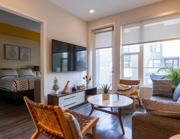 Beautiful 2br/2ba In Hollywood - Beverly Hills, CA
