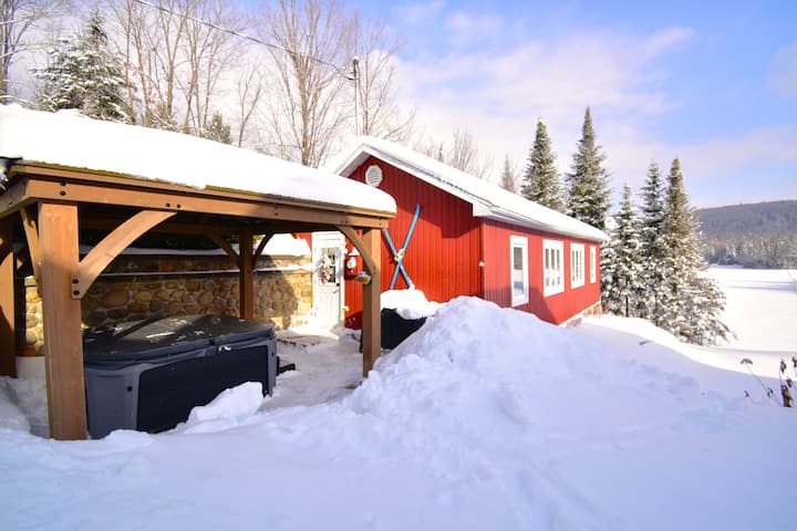 L'eau Douce - Retraite Au Lac Provost Avec Spa - Saint-Donat