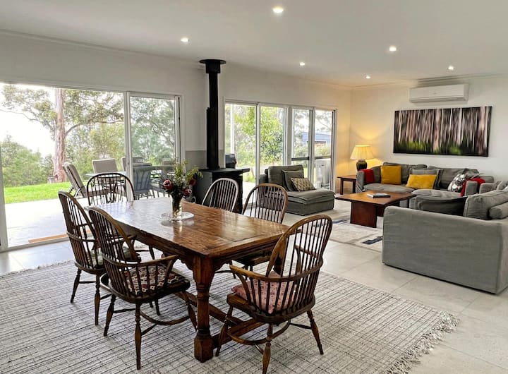 Shadforth Rise: Modern, Inlet Views, 4 Min To Town - Ocean Beach