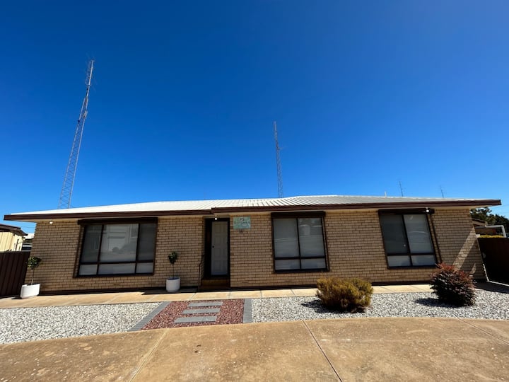 Just About Beachfront - Sea Serenity - Moonta Bay - Moonta