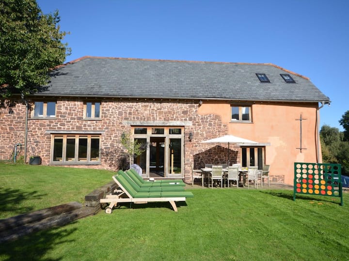 3 Bed In Exeter (Oc-hobar) - Bickleigh Castle