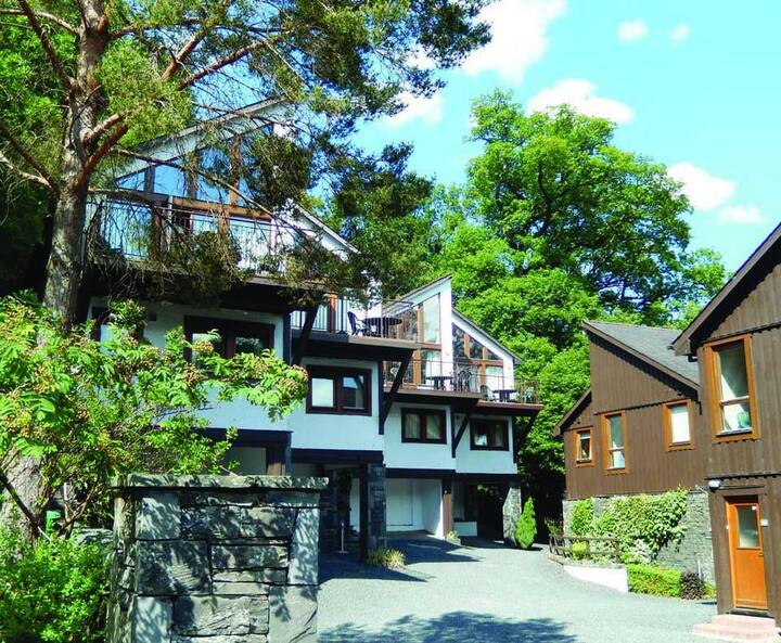 Keswick Bridge, Private Parking, Centrally Based - Keswick