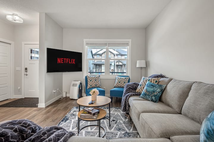 Top Rated Home (3%) » Free Banff Pass » Bbq Grill - Airdrie