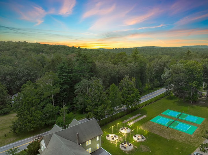 Pocono Modern | Firepit | Starry Sky | Pets Ok - Pocono Mountains, PA