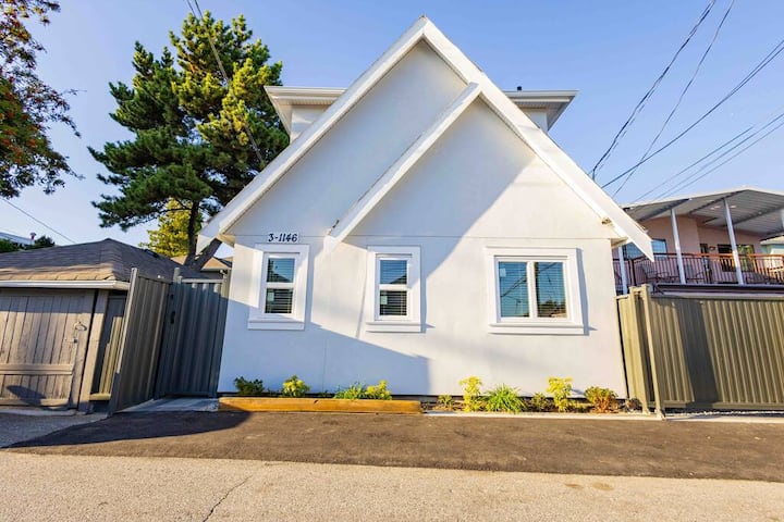 Serene Pearl | Modern 1br Laneway Home - 밴쿠버