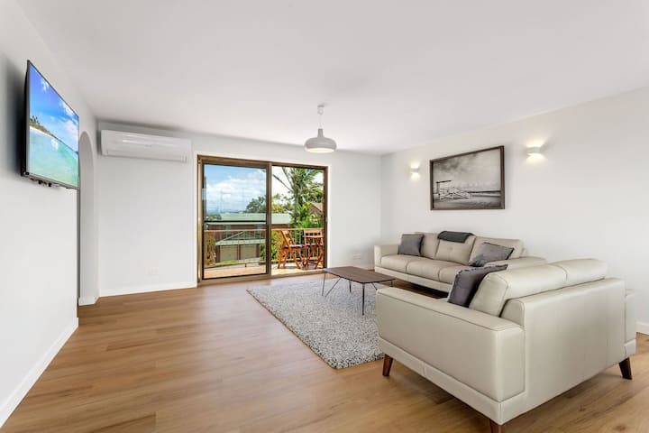 86 Becker Road - Forster