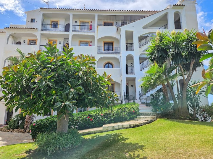 Modern 2 Bed Apartment Riviera Close To The Beach - Calahonda