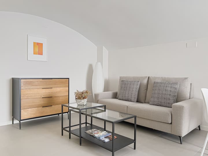 Majordoms - Cosines 48, Banyoles - Banyoles