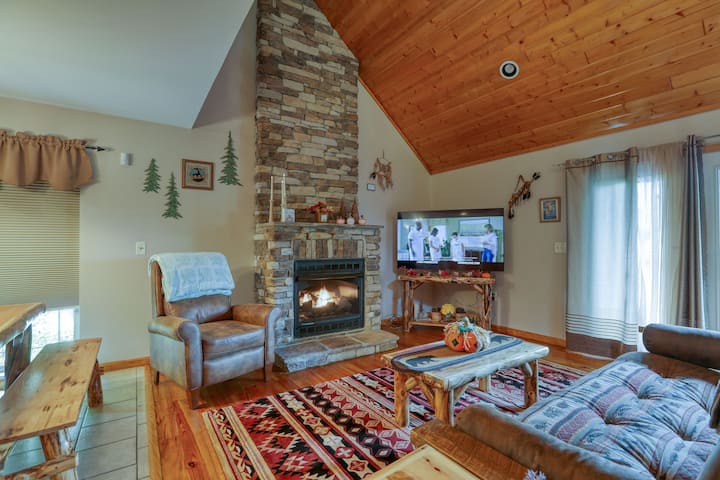 Smoky Mountain Getaway - Cosby, TN