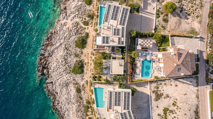 Luxury Beachfront Villa Castello Rogoznica - Pool - Rogoznica