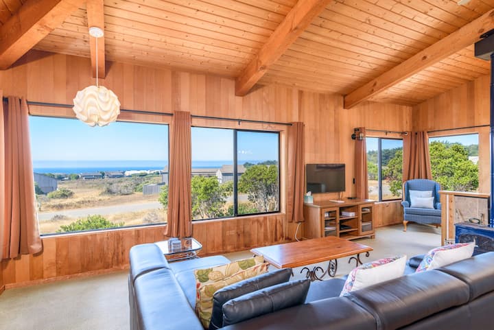 Sea Meadow | Panoramic Ocean Views - Gualala, CA