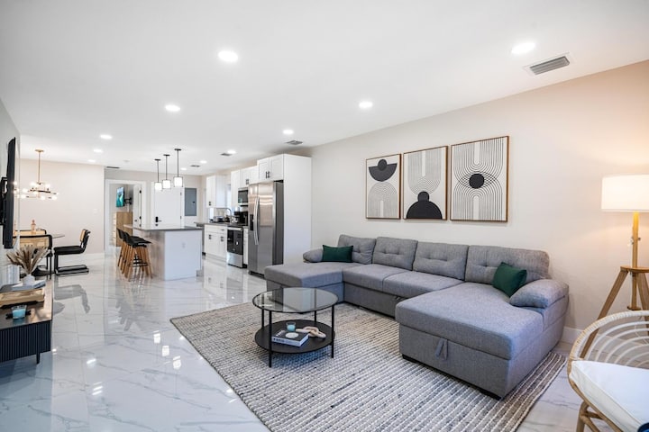 4br Retreat In Little Haiti W/ Outdoor & High-tech - Miami