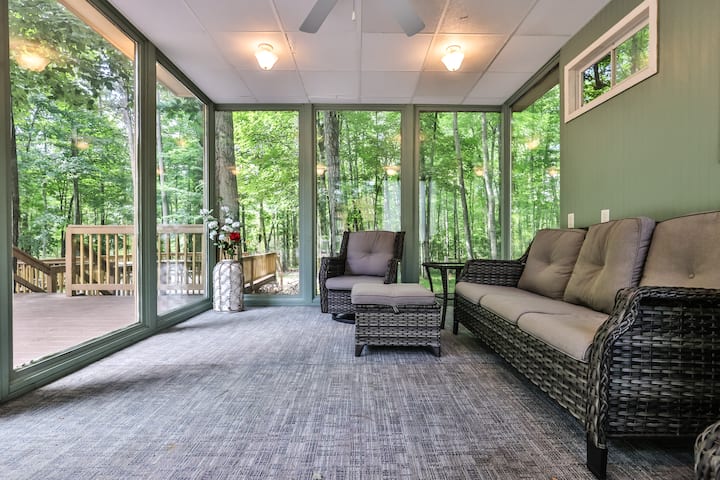 Spacious 4 Bedroom Home Minutes From Downtown - Minocqua, WI
