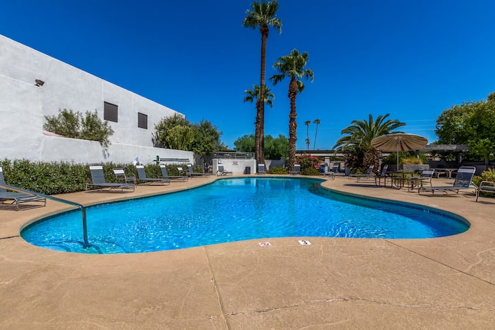 Blue Abode - In Old Town- Pool- Bbq- Fire Pit - 스코츠데일