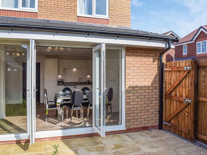 The Goldsmith - Lytham St Annes