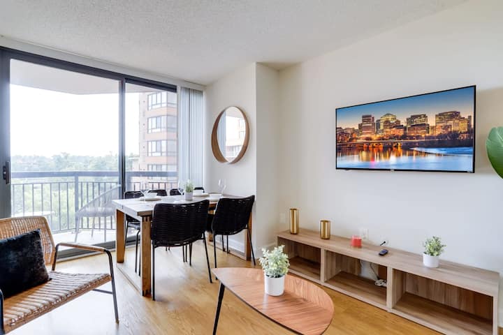 Incredible Apartment With Rooftop In Pentagon City - Arlington, VA