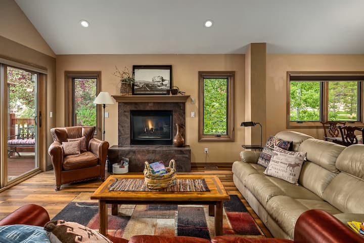 A Ducking Good Time! Hot Tub,ac,2 Car Garage - Steamboat Springs