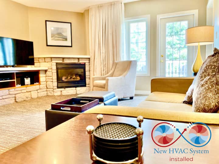 Adjoining 1-bedroom + Studio Condos Near Horseshoe - Horseshoe Valley, ON