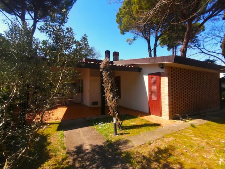 Belle Villa Avec Grand Jardin - Bibione Pineda