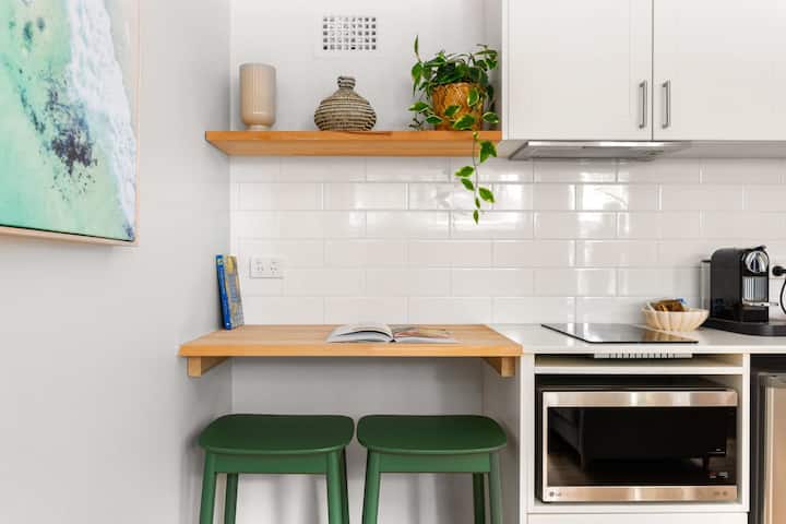 Modern 1-bed Pad Minutes Away From Coogee Beach - Coogee
