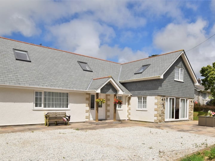 5 Bed In Newquay  (46489) - Perranporth