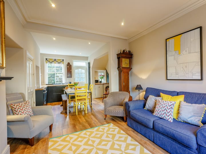 4 Bed In Harrogate (73424) - Harrogate