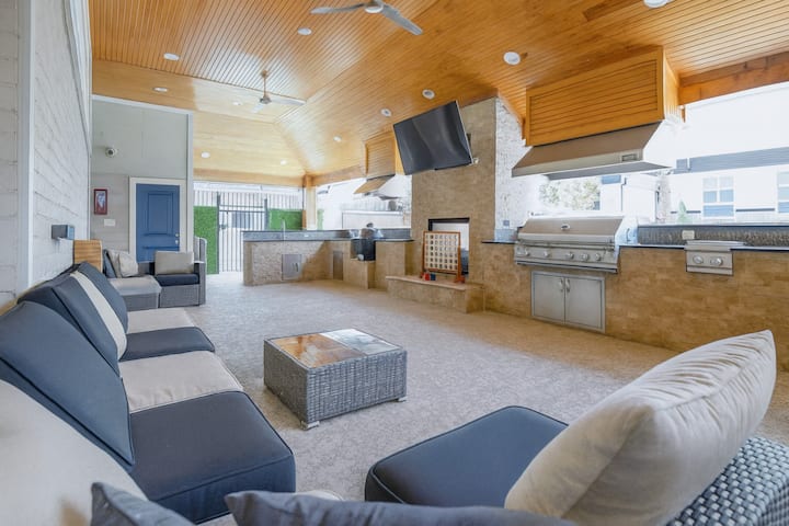 Vibrant 1br Home Near The Heights Gym+bqq+pool - Acres Homes - Houston