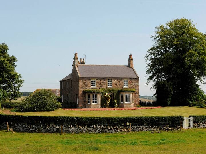 5 Bed In Chirnside (77337) - Saint Abbs