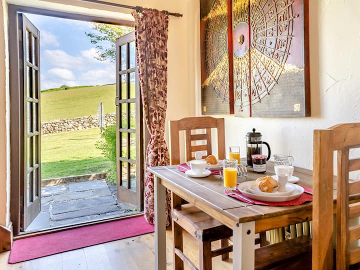 1 Bed In Penclawdd (77981) - Llanelli