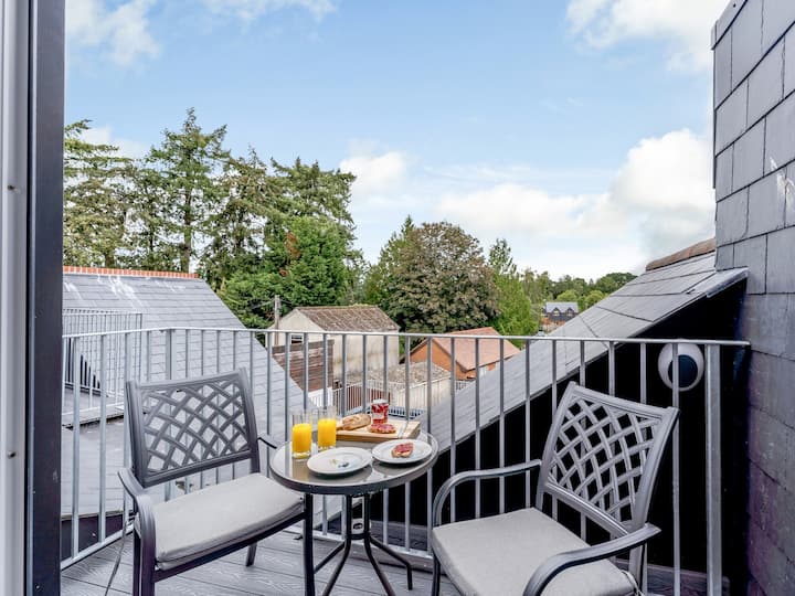 1 Bed In Brockenhurst (78730) - Brockenhurst
