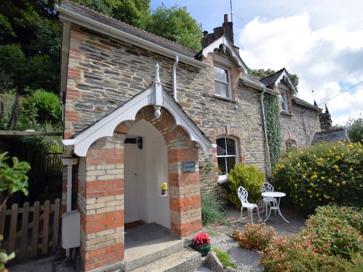 2 Bed In Little Petherick (83130) - Padstow