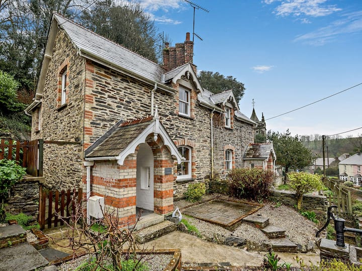 2 Bed In Little Petherick (83130) - Padstow