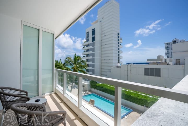 Fontainebleau|2 Dbl Queen Beds W/ Spa Passes - Miami Beach