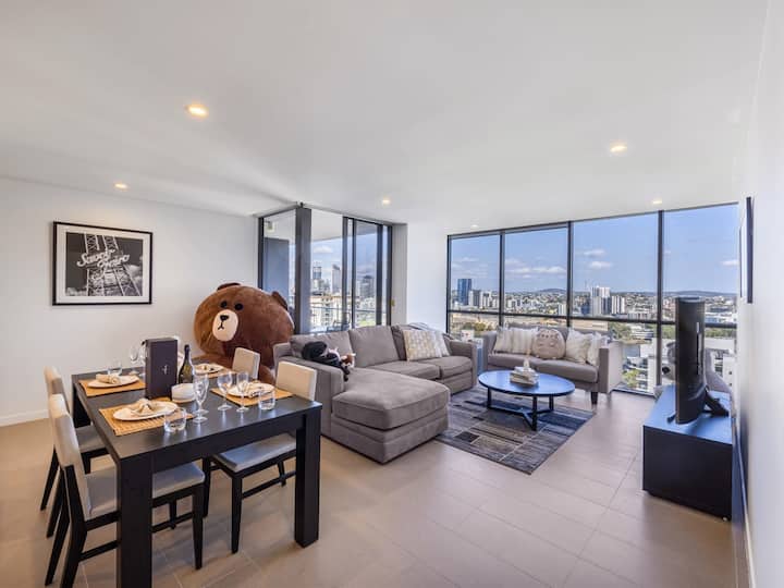 Riverview 2br Delicate Apt, 1min To Train Station - Milton