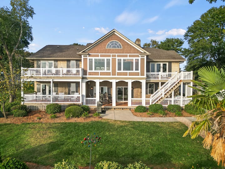 Sunset Pointe - Entertainers Dream, Amazing Views! - Lake Norman, NC