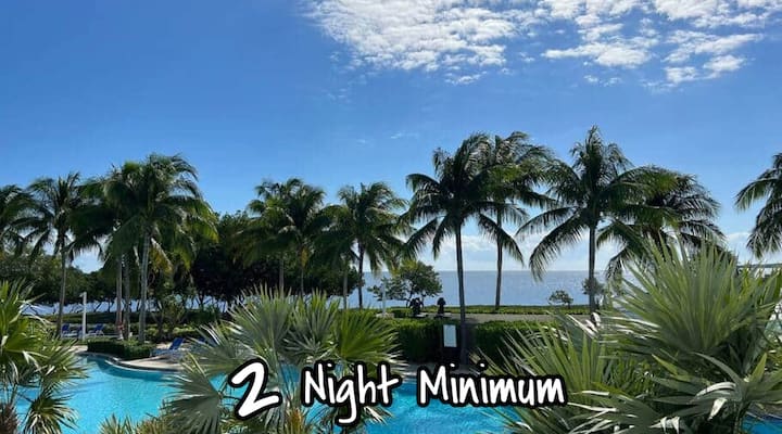 Oceangaze Poolside Villa - Key Largo, FL