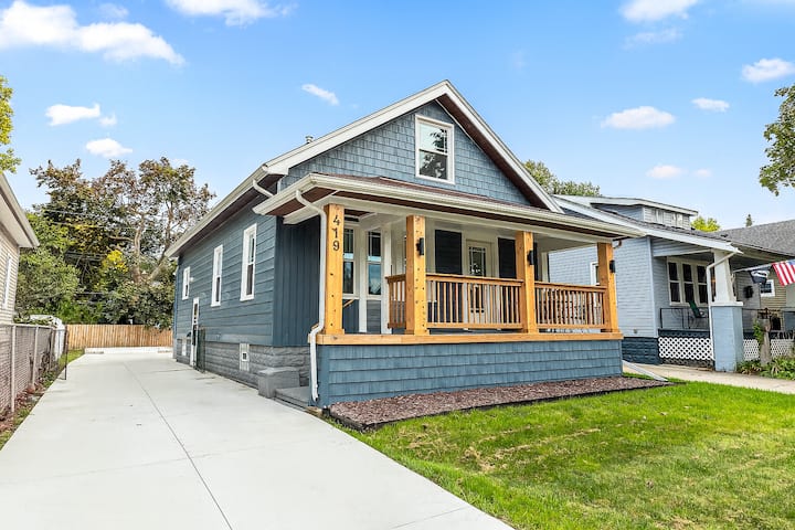 Spacious 4br Home By Dtown Royal Oak - Warren, MI