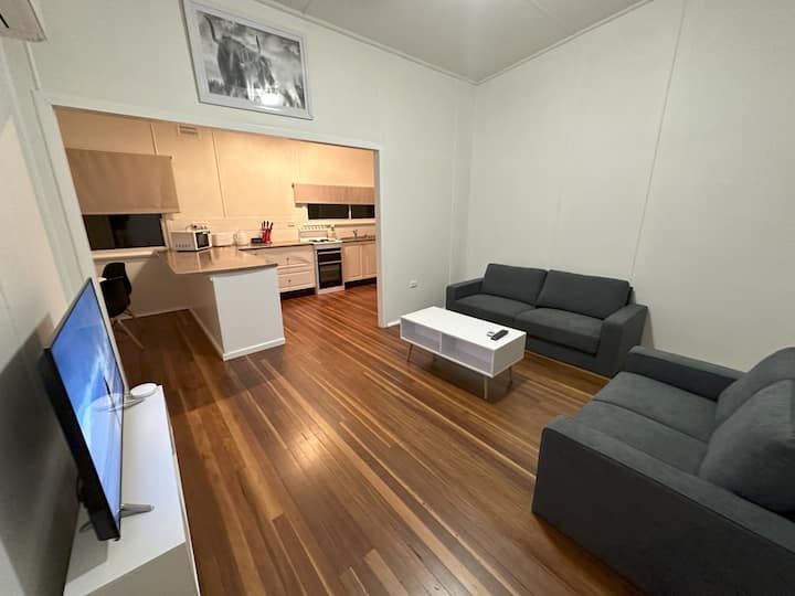 Private 1 Bedroom Apartment With Fenced Yard - Grafton