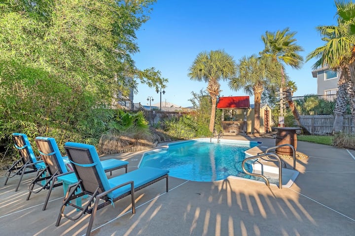 300 Steps From Pensacola Beach | Beach Getaway Fso - Pensacola Beach, FL