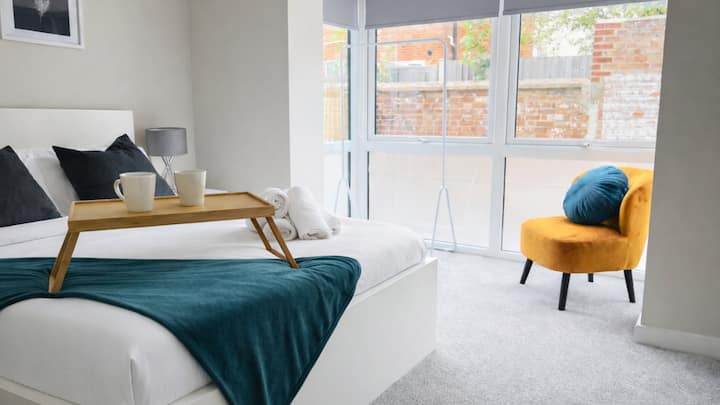 Amber; 1br Apart, 14 Min Walk To Tattersalls - 紐馬克特