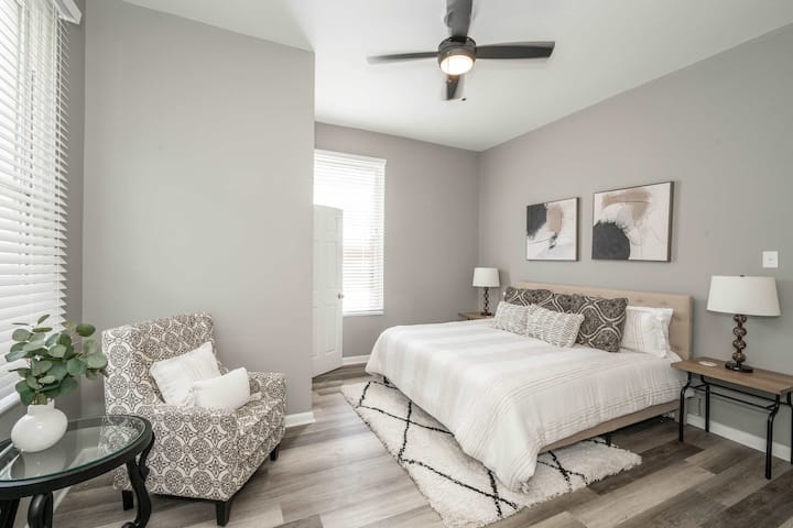 Queen City Grand House - Cincinnati, OH