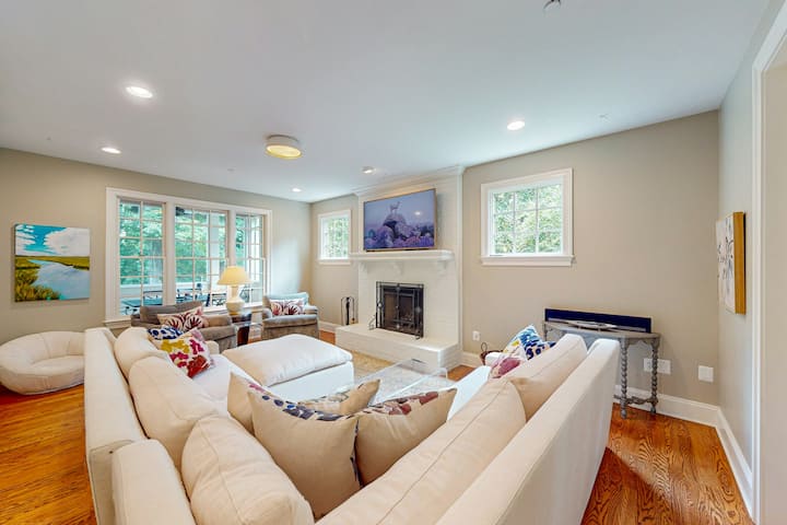 6br | Fireplace | Deck | Firepit | Ping Pong - Annapolis, MD