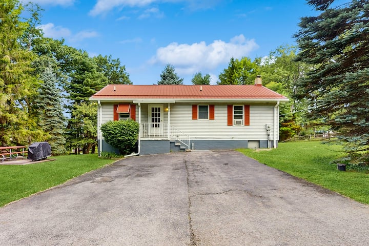 Large 3br Dog Friendly | Deck | W/d - Oakland, MD