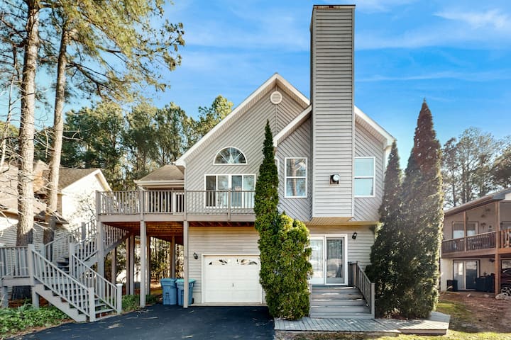 Modern 4br With Screened Deck, Central Ac, & W/d - Ocean Pines, MD