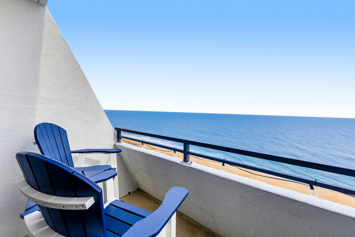 Oceanfront condo with two balconies, amazing views - Condominiums for ...