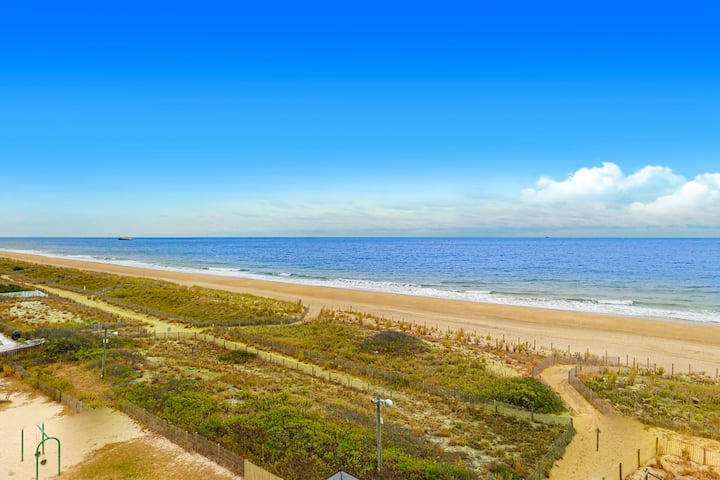 3br Oceanfront 14th-floor | Balcony | Pool - Ocean City, MD