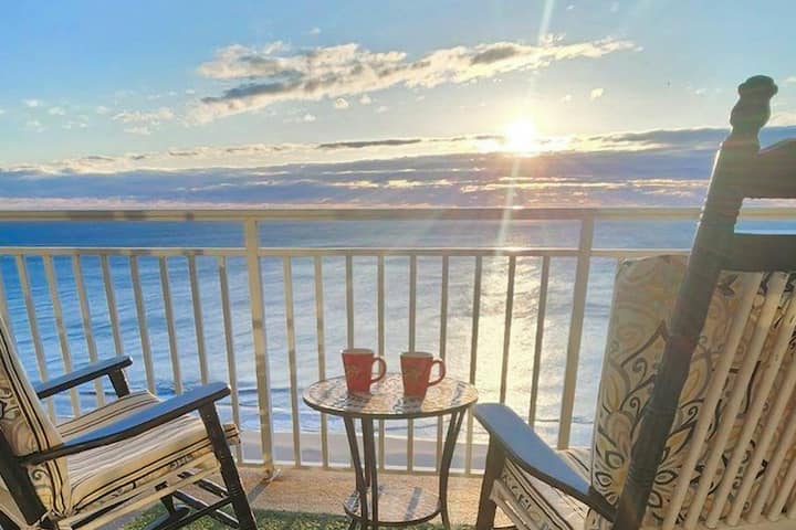 Terrific 2br Oceanfront | Deck | Pool - Ocean City, MD