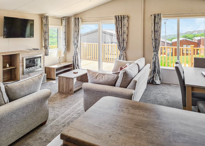 Lakeside 9 Platinum - Hastings