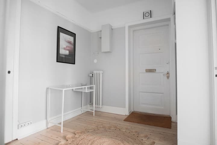 Charming Apartment In Vasastan - Stockholm