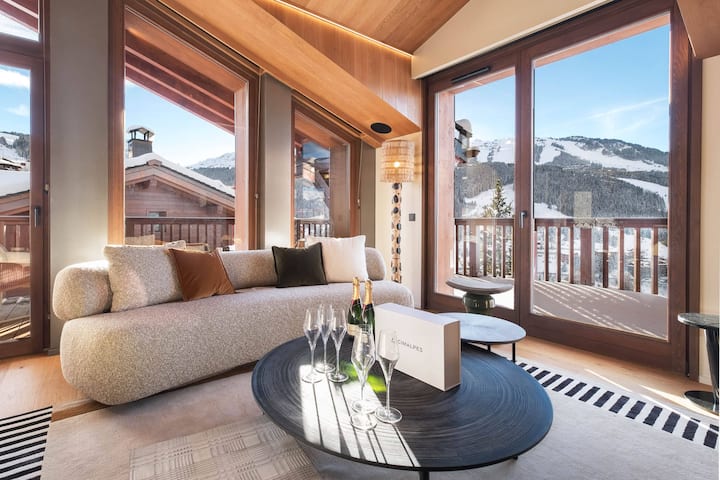 Chalet Avec Jacuzzi Dans Le Domaine Des Glaciers - Courchevel, France